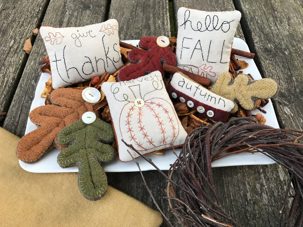 Hello Fall (bowl fillers) – Wooden Spool Designs